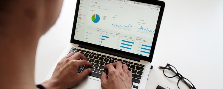 Why you should start business blogging early - Blog Writing Services UK